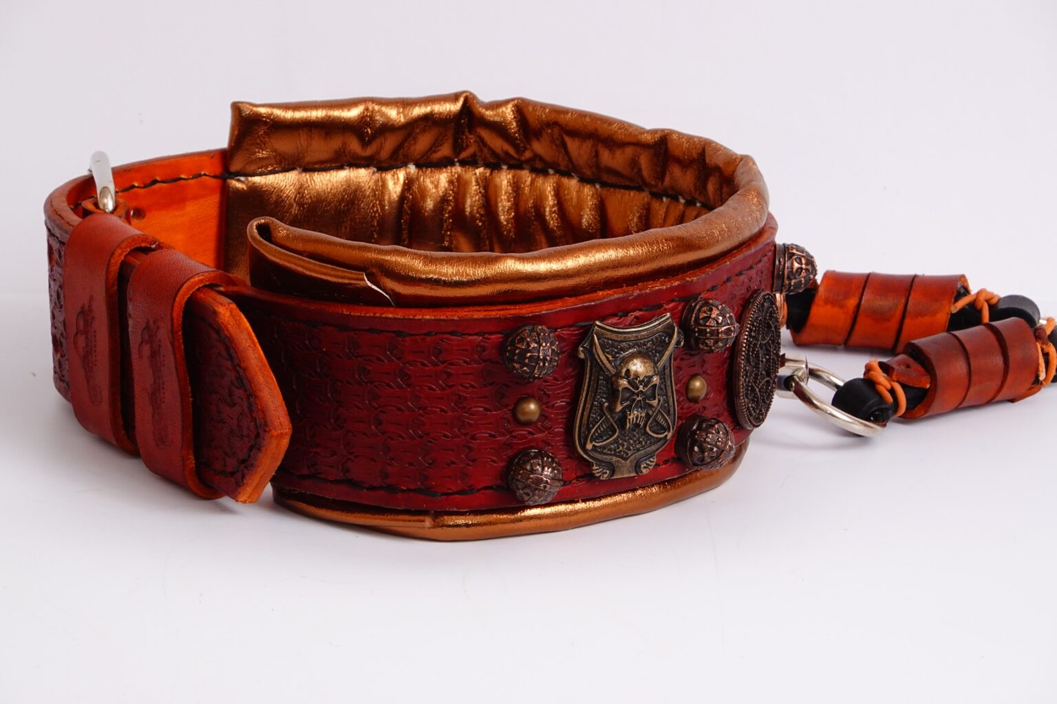 Medieval style leather dog collar | leatherforpets